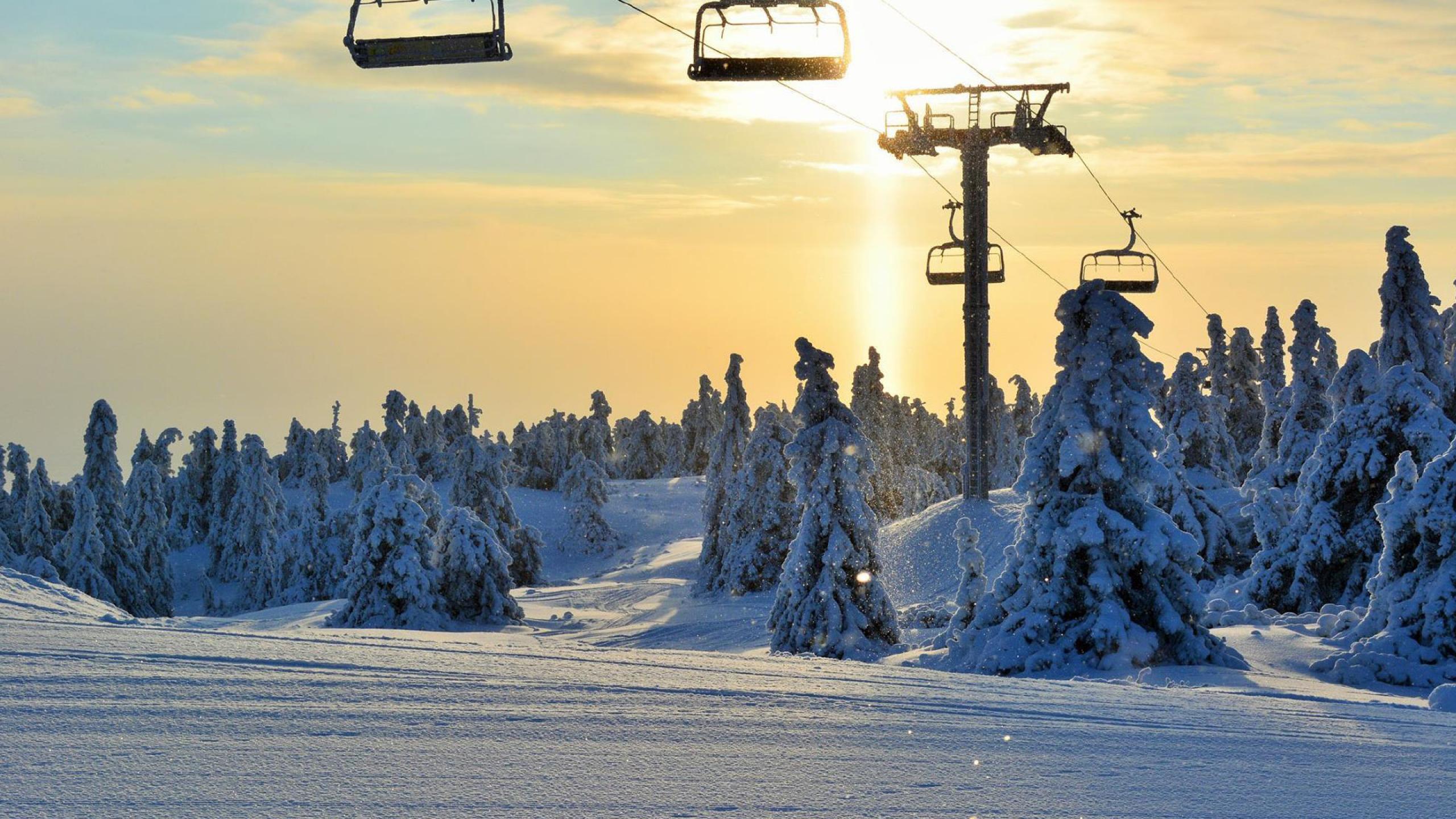 Skiurlaub im Skigebiet Sjusjøen : Skifahren mit ski-und-mehr.de